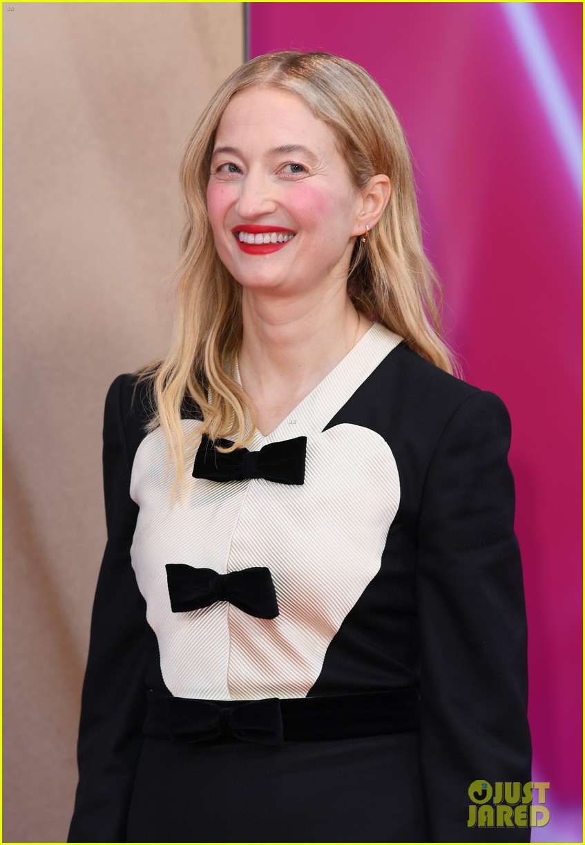 Angelina Jolie Suits Up for London Film Festival Premiere of 'Maria ...