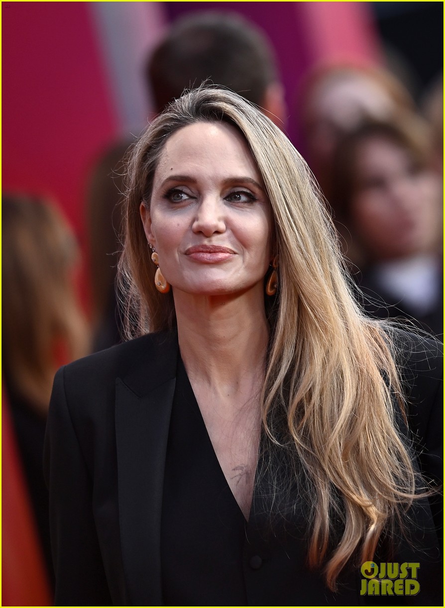 Angelina Jolie Suits Up for London Film Festival Premiere of 'Maria ...