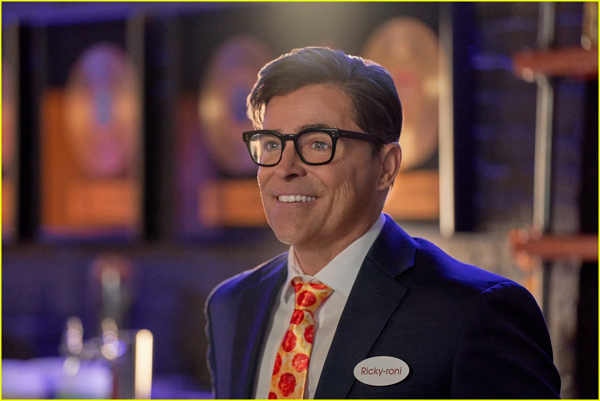 'Aurora Teagarden Mysteries: A Lesson in Murder' on Hallmark+: Cast ...