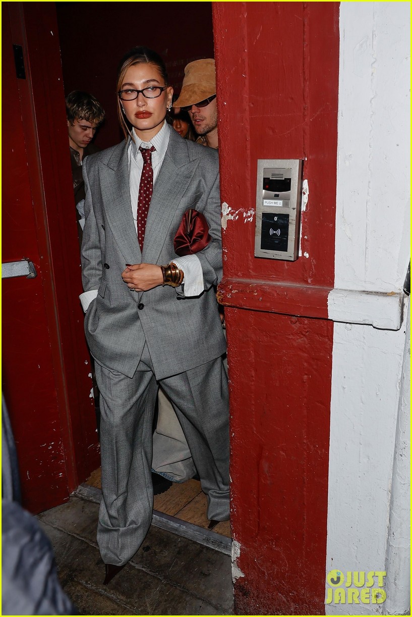 Hailey Bieber Throws Star-Studded Rhode Party with Husband Justin ...