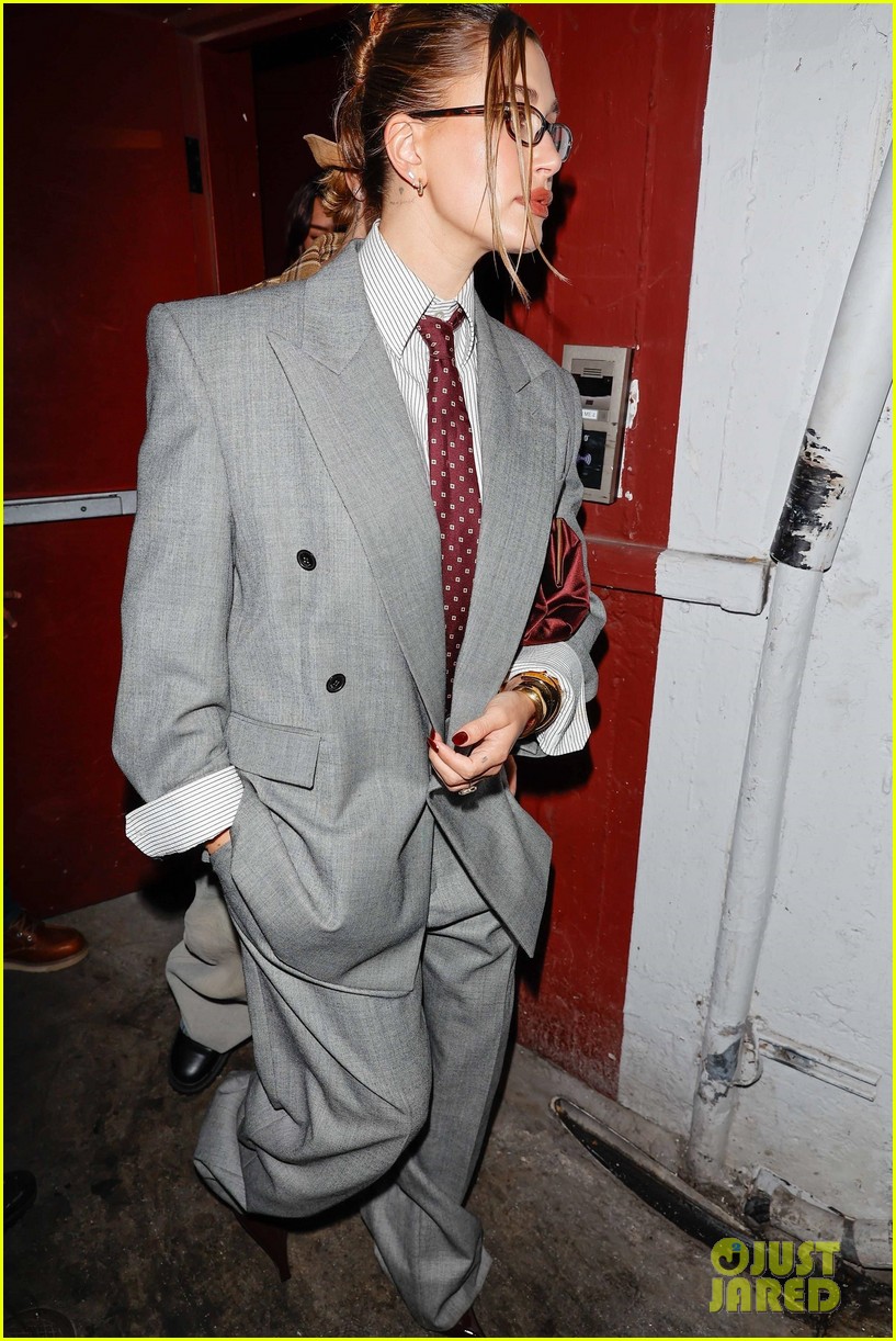 Hailey Bieber Throws Star-Studded Rhode Party with Husband Justin ...