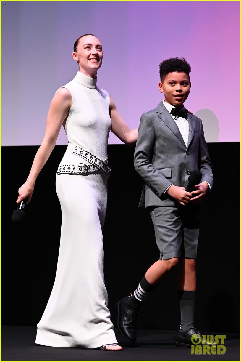 Saoirse Ronan Joins Co-Stars Elliott Heffernan & Harris Dickinson at ...