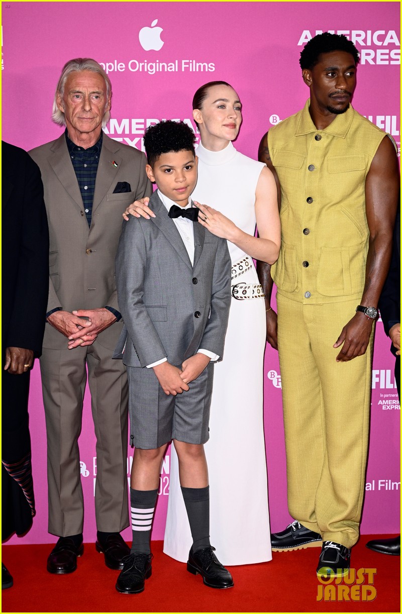 Saoirse Ronan Joins Co-Stars Elliott Heffernan & Harris Dickinson at ...