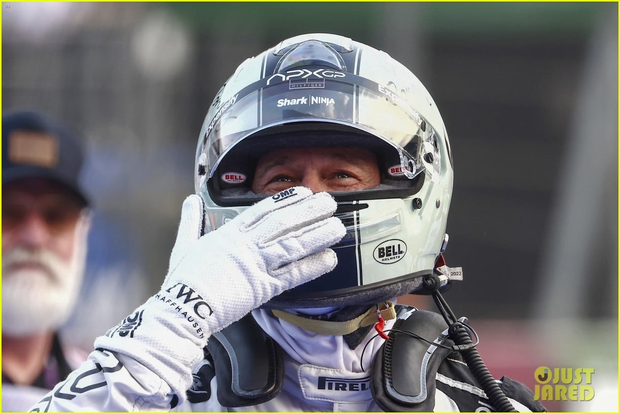 Brad Pitt Films New 'F1' Movie Scenes at Mexico City Grand Prix: Photo ...