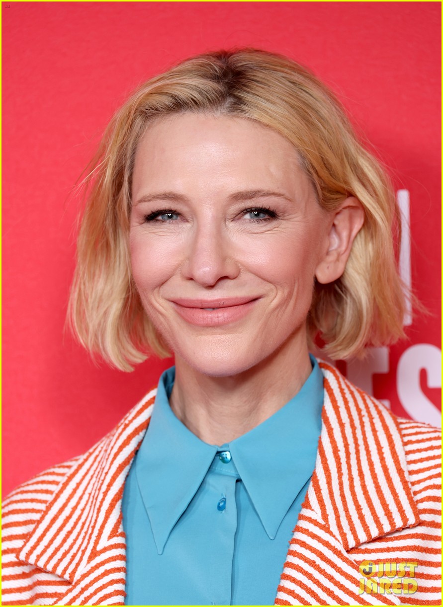 Cate Blanchett Brightens Red Carpet in Colorful Look at 'Rumours ...