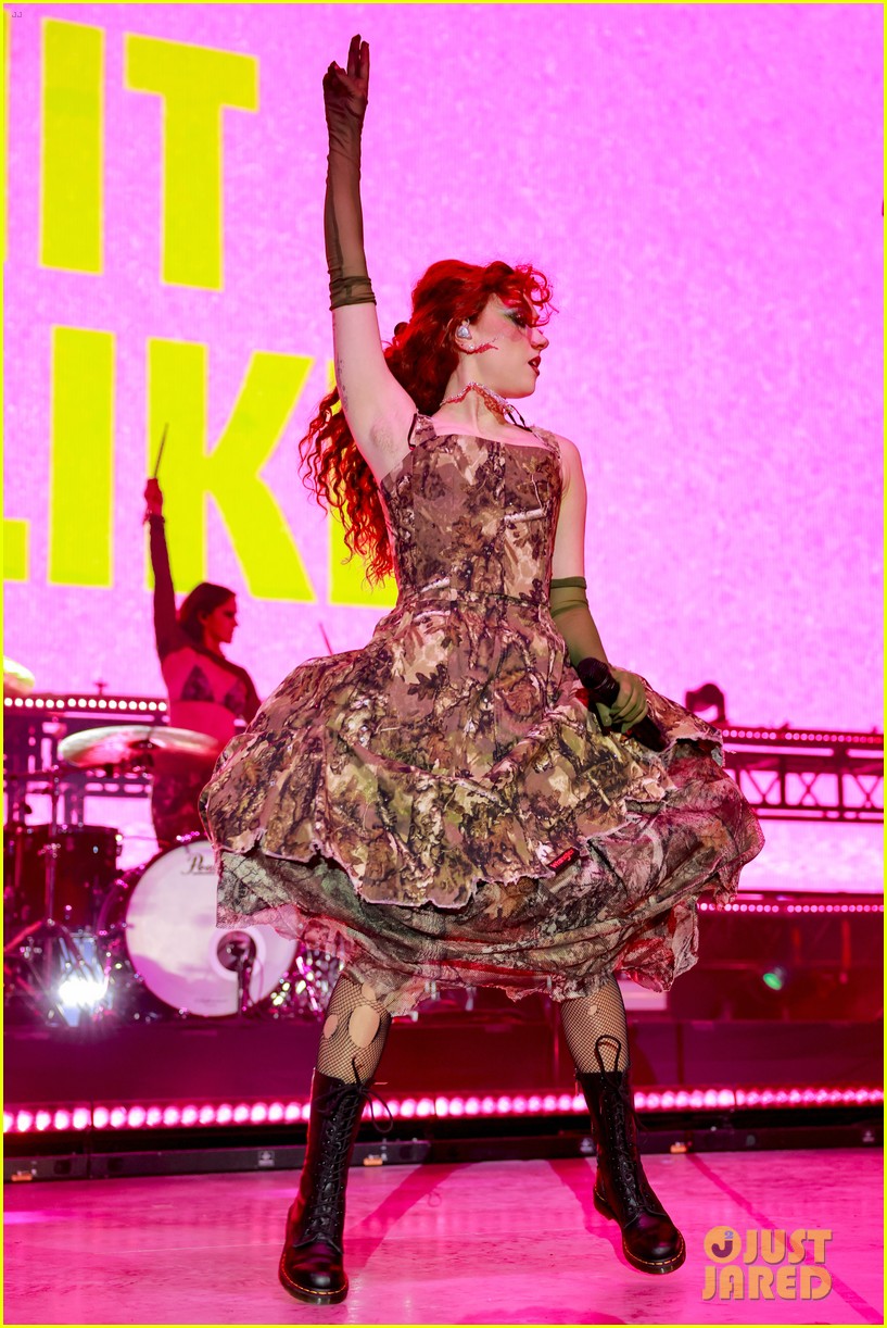 Chappell Roan Continues 'Midwest Princess Tour' After Canceling ...