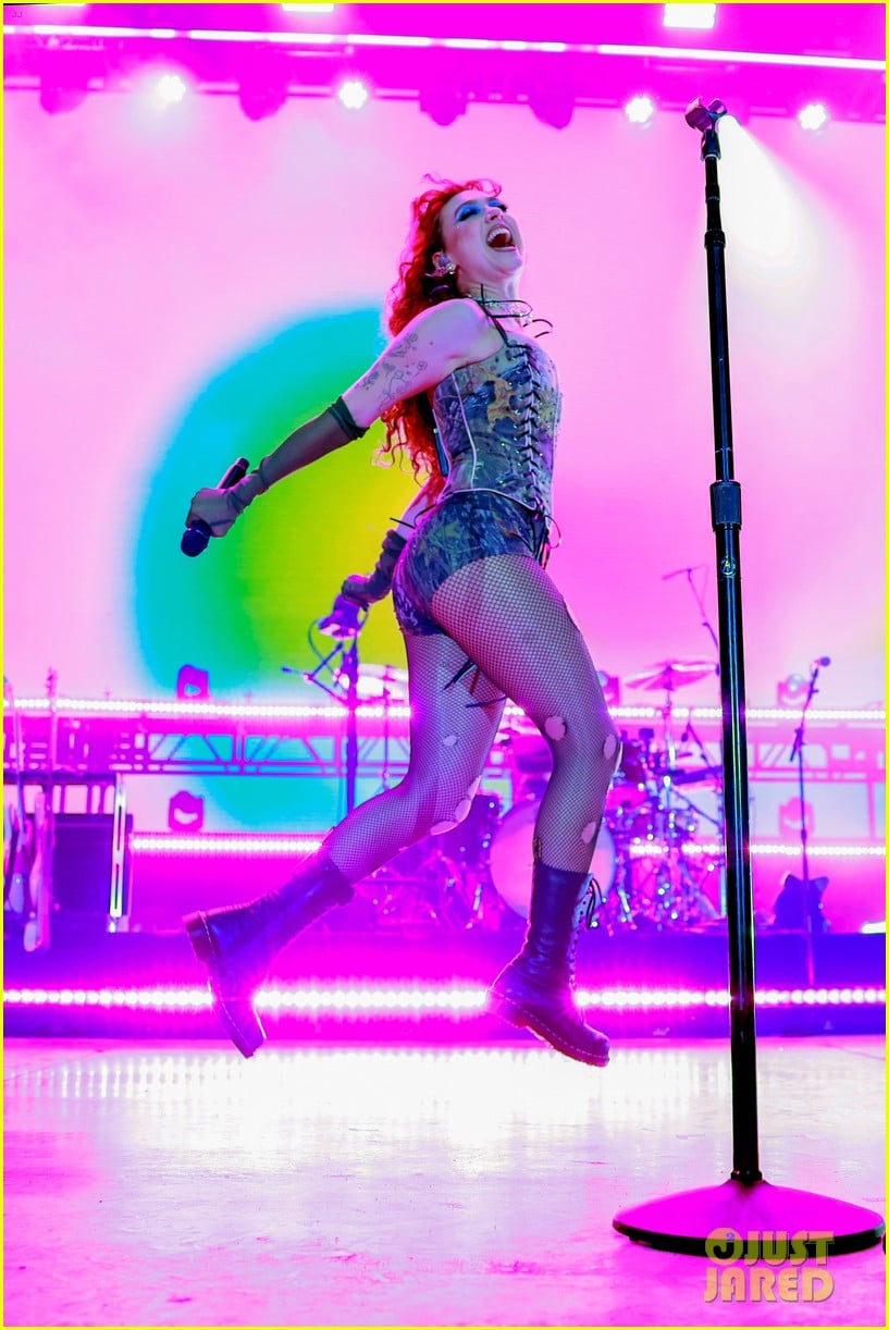 Chappell Roan Continues 'Midwest Princess Tour' After Canceling ...