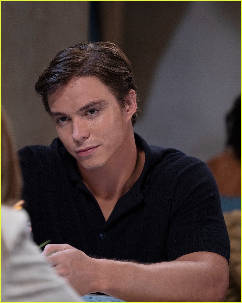 Nicholas Alexander Chavez Tells Story of His 'General Hospital ...