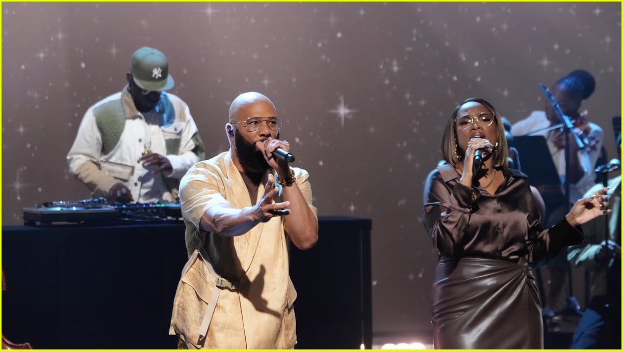 Jennifer Hudson's Boyfriend Common Makes Appearance on Her Talk Show ...