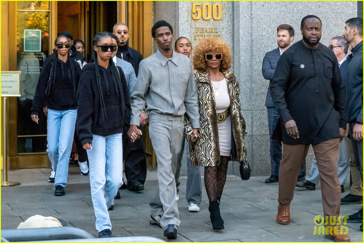 Sean 'Diddy' Combs' 6 Children & Mother Attend His Trial Hearing, Were ...