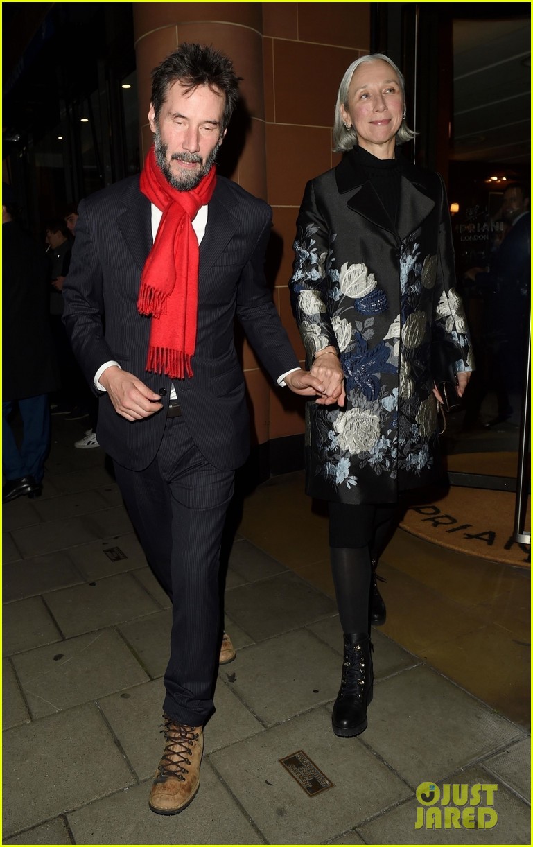Keanu Reeves & Girlfriend Alexandra Grant Hold Hands on Date Night in ...