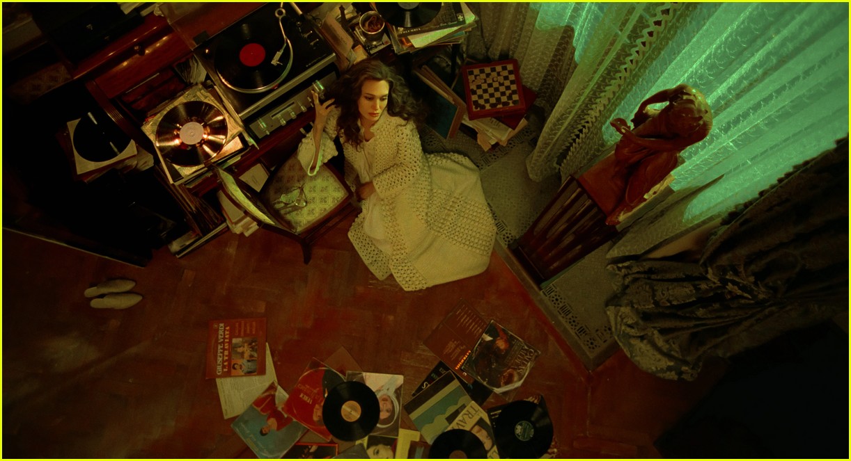 Angelina Jolie's 'Maria' Trailer Showcases Why She's Receiving Oscar ...