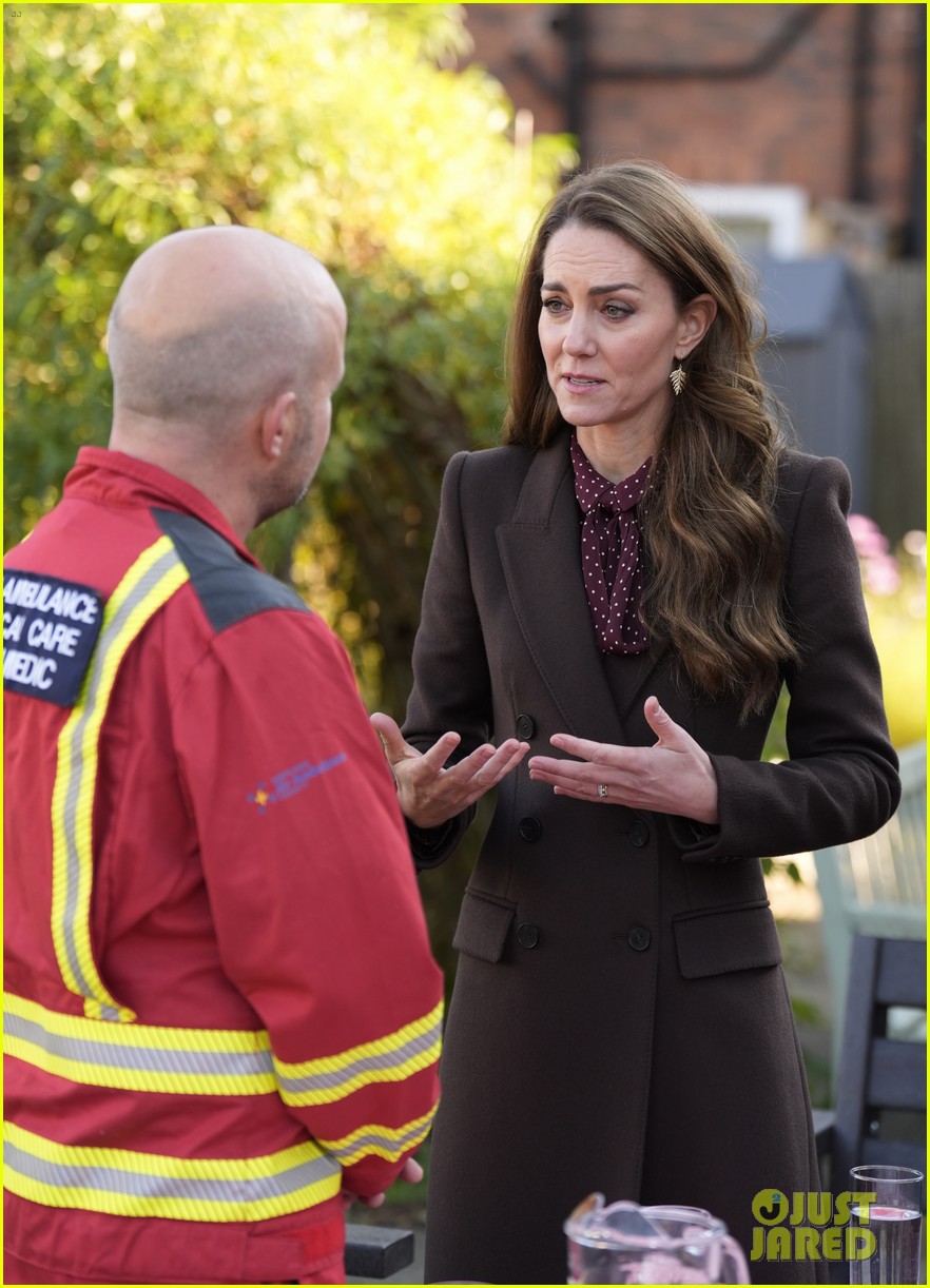 Kate Middleton Makes Surprise Return to Royal Duties After Finishing ...