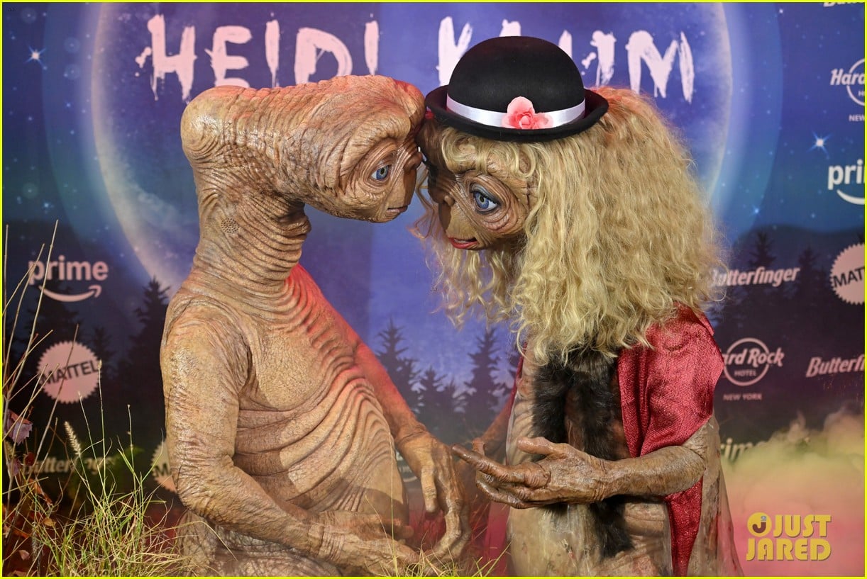 Photo: heidi klum tom kaulitz dress up as et for halloween 12 | Photo ...