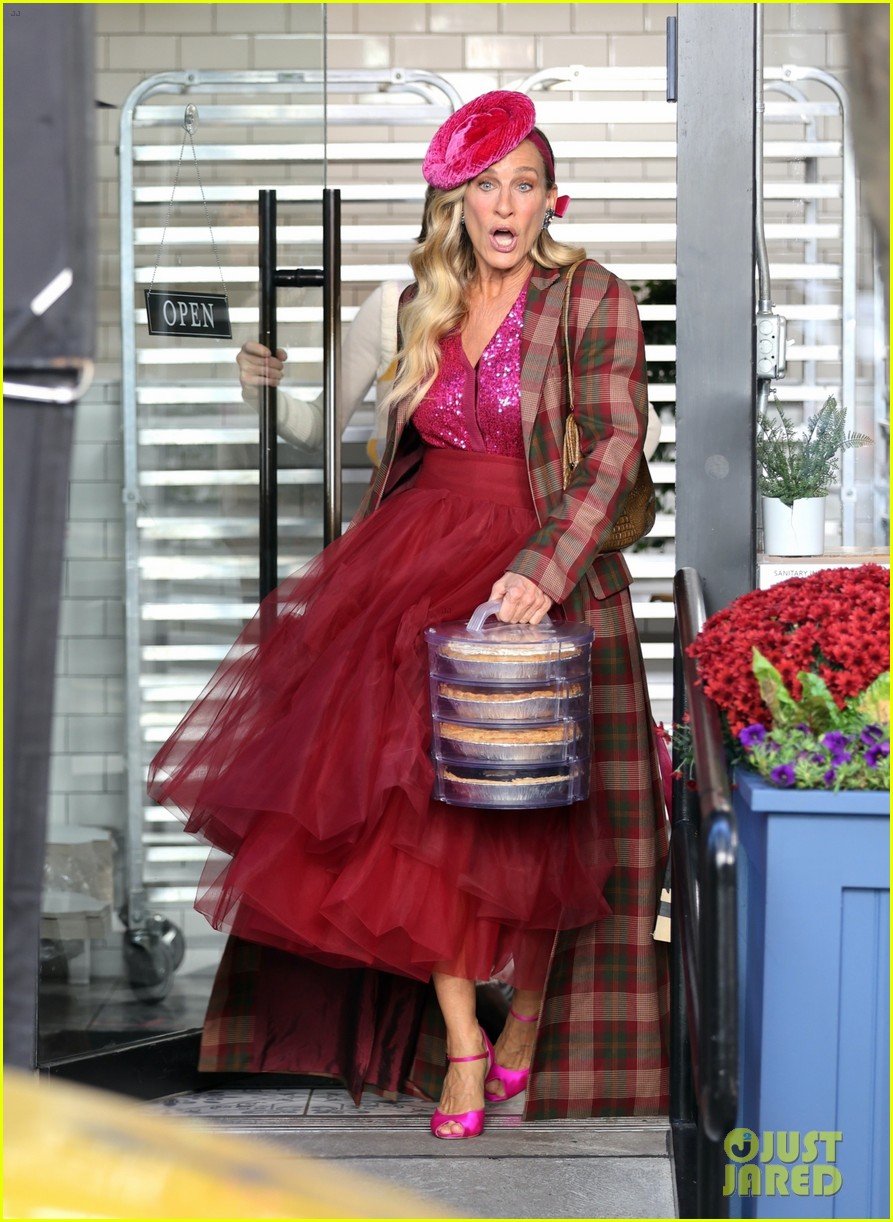 Kristin Davis Films 'And Just Like That' Scenes With Sarah Jessica ...