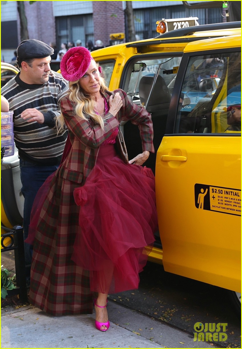 Kristin Davis Films 'And Just Like That' Scenes With Sarah Jessica ...