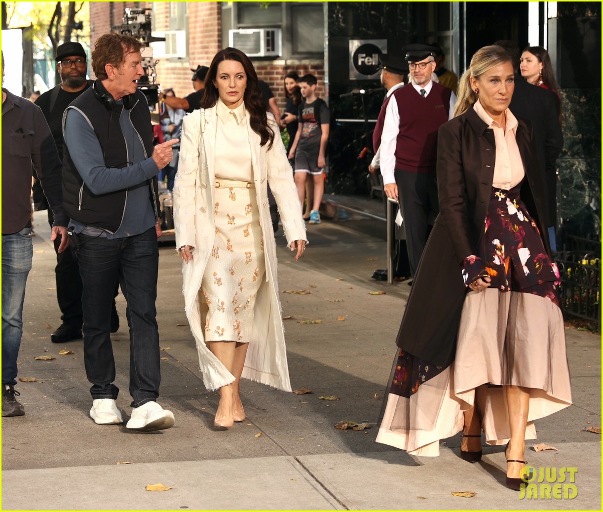 Kristin Davis Films 'And Just Like That' Scenes With Sarah Jessica ...