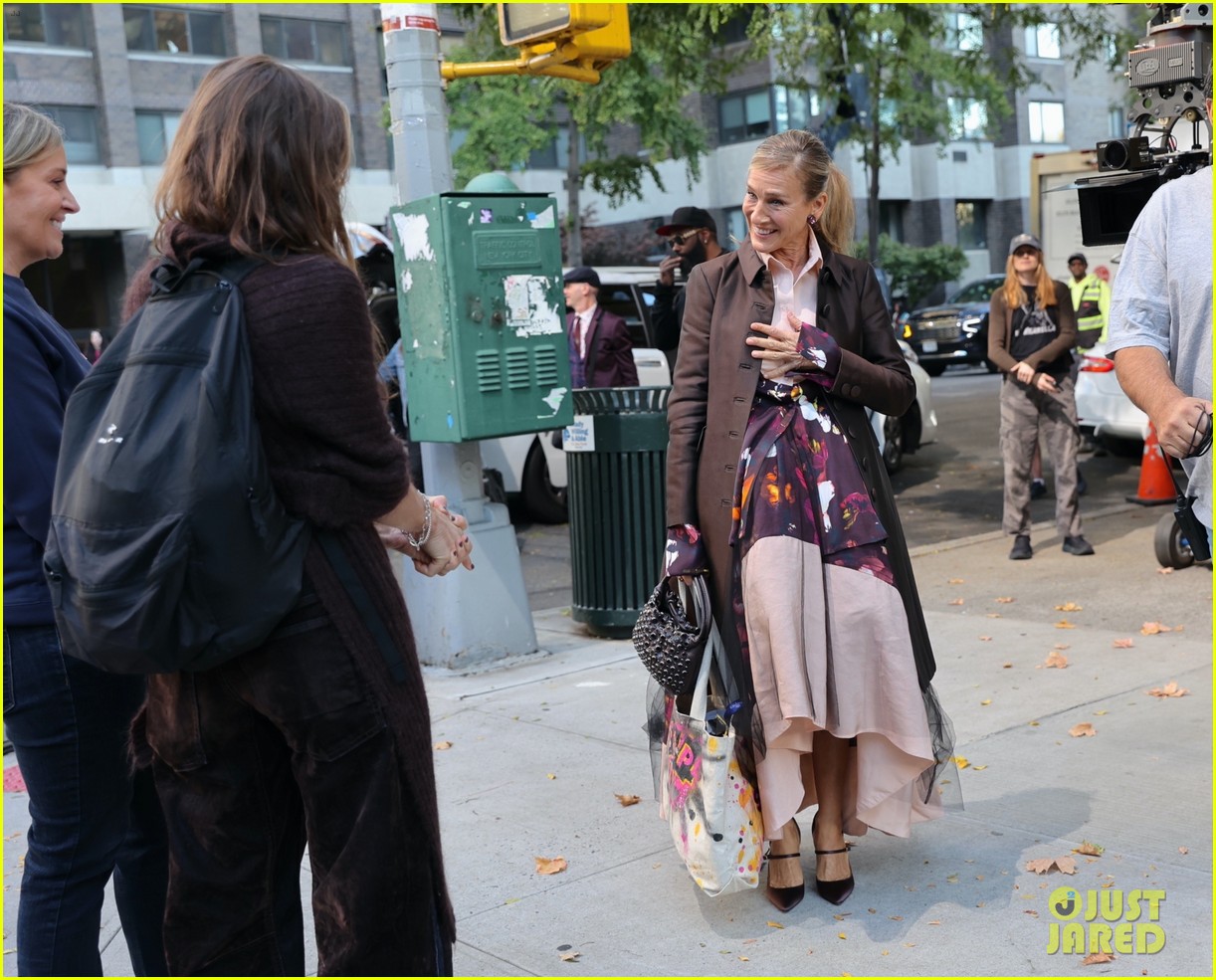 Kristin Davis Films 'And Just Like That' Scenes With Sarah Jessica ...