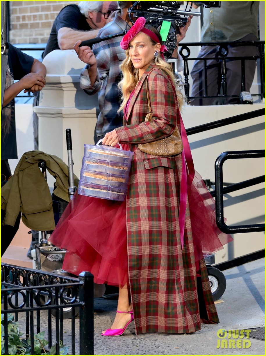 Kristin Davis Films 'And Just Like That' Scenes With Sarah Jessica ...