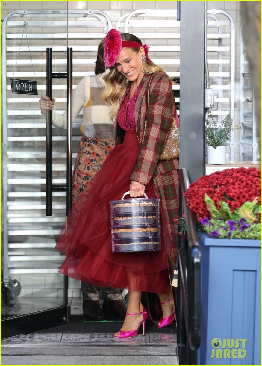 Kristin Davis Films 'And Just Like That' Scenes With Sarah Jessica ...