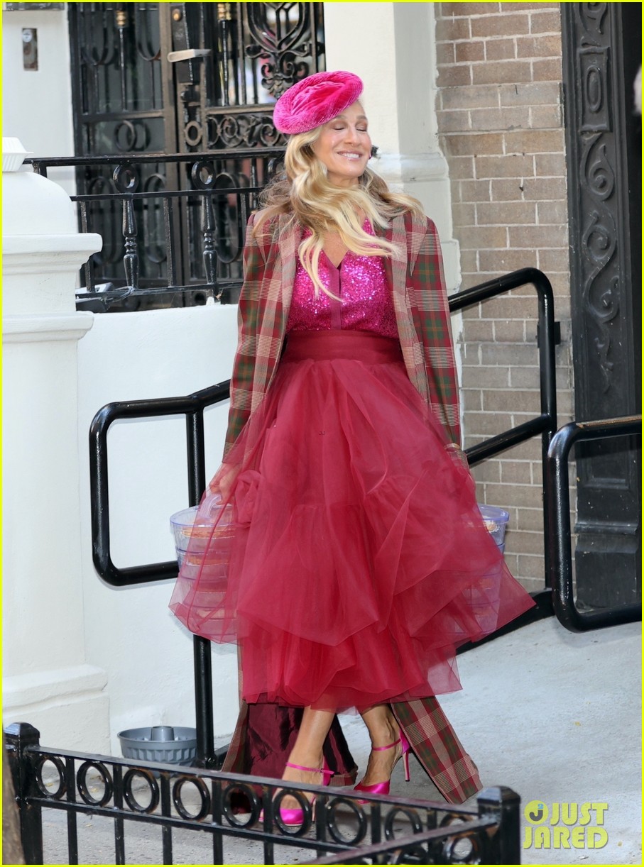 Kristin Davis Films 'And Just Like That' Scenes With Sarah Jessica ...