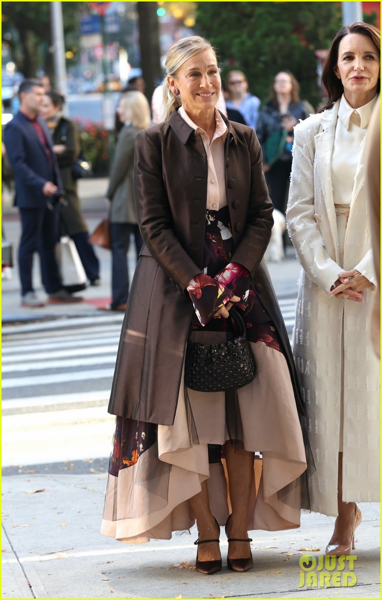 Kristin Davis Films 'And Just Like That' Scenes With Sarah Jessica ...