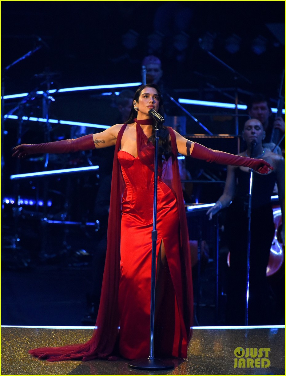 Dua Lipa Performs Special London Concert Ahead of 'Radical Optimism ...