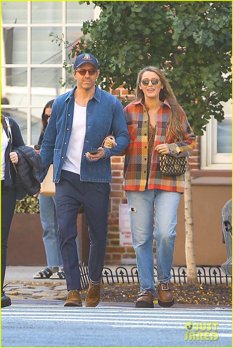 Blake Lively & Ryan Reynolds Look Ready for Fall During Afternoon ...