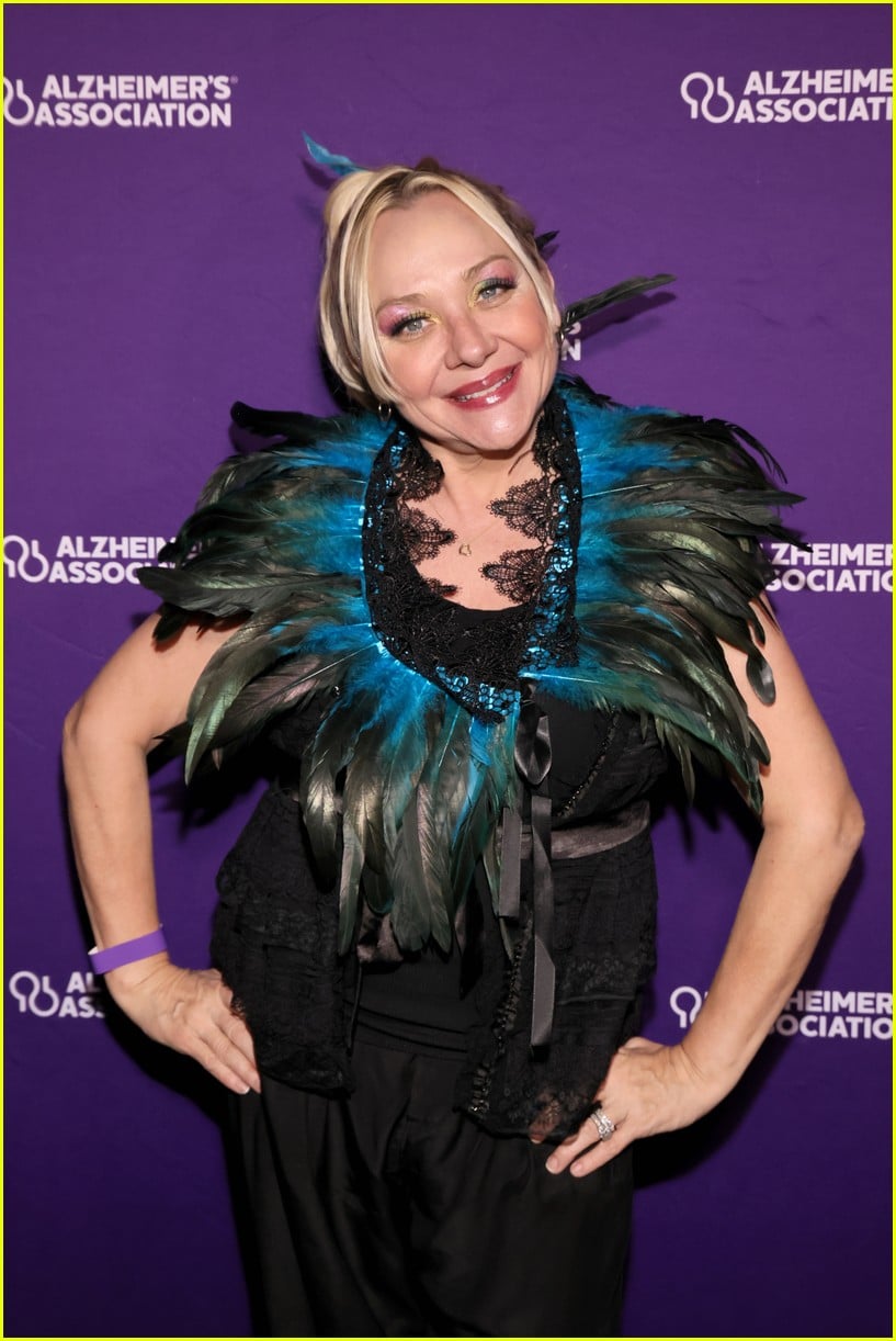 Hallmark's Nikki DeLoach & Ashley Williams Get All Dressed Up to Host ...