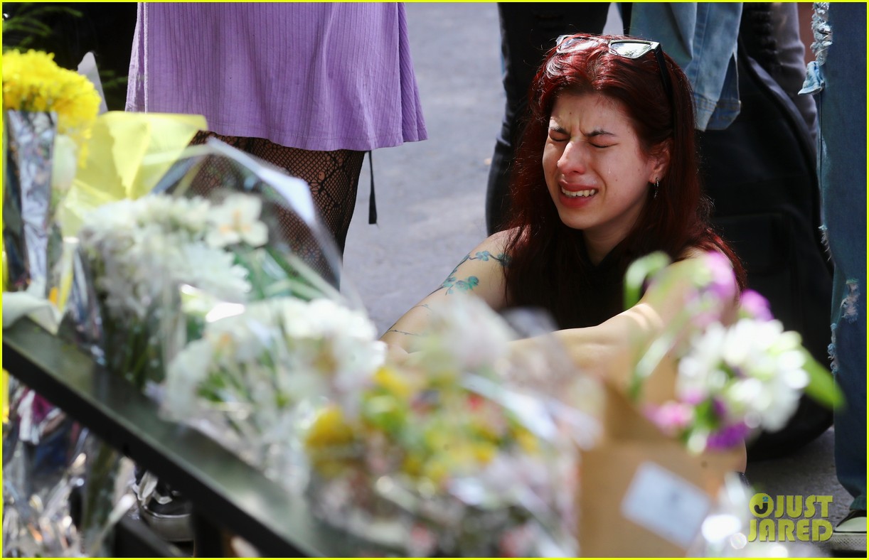 Liam Payne's Dad Visits Memorial in Argentina, Greets Fans Paying Their ...