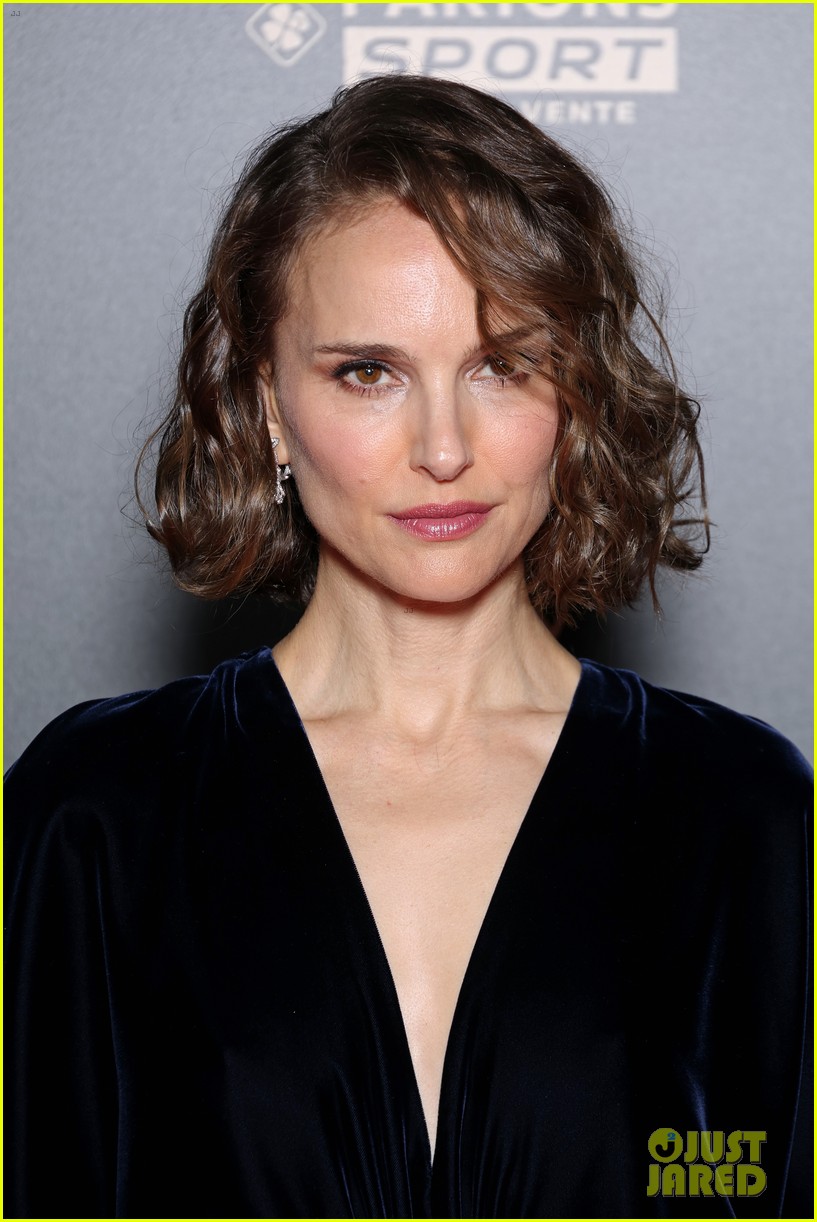 Photo: natalie portman ballon dor photocall 02 | Photo 5092172 | Just ...