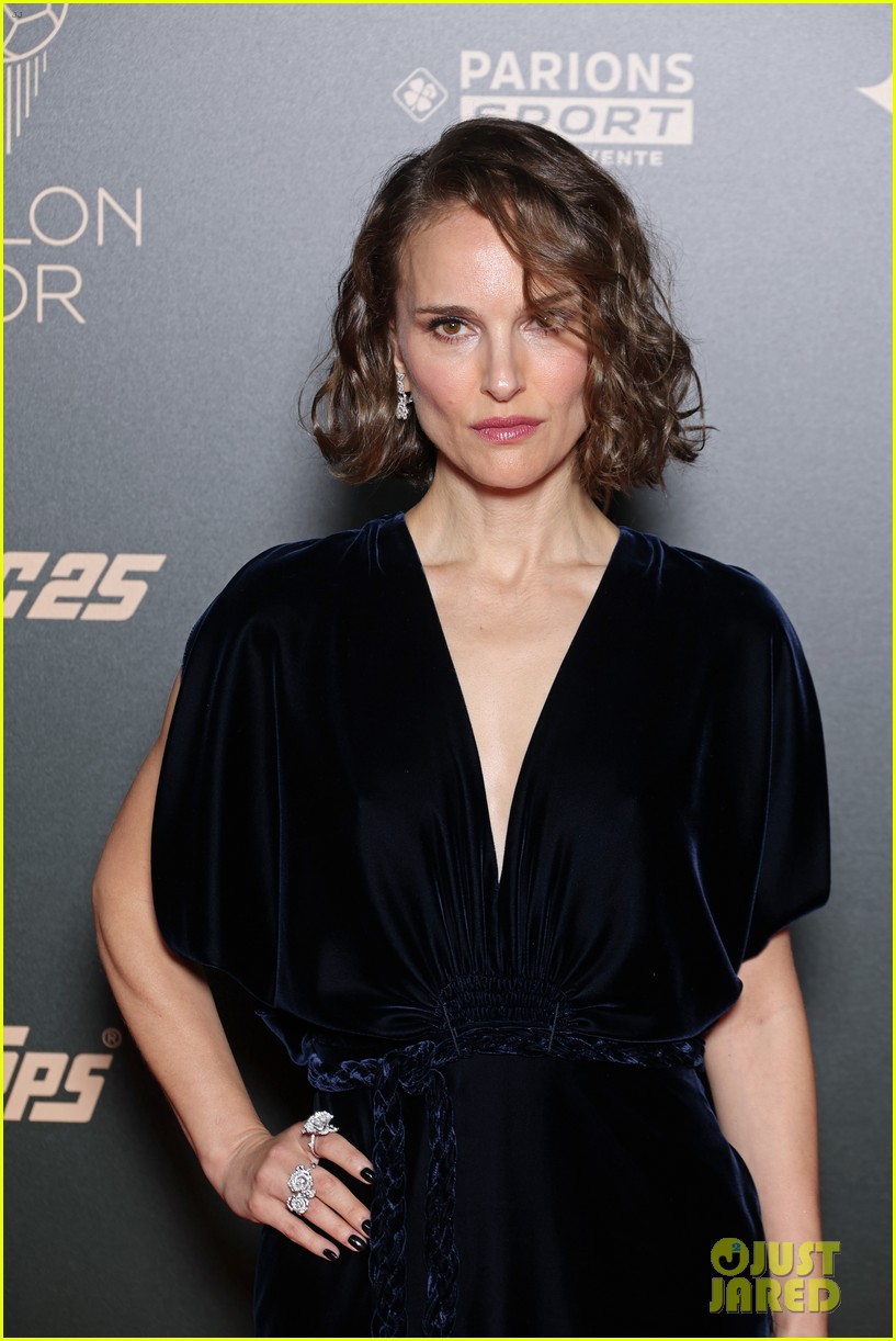 Photo: natalie portman ballon dor photocall 16 | Photo 5092186 | Just ...