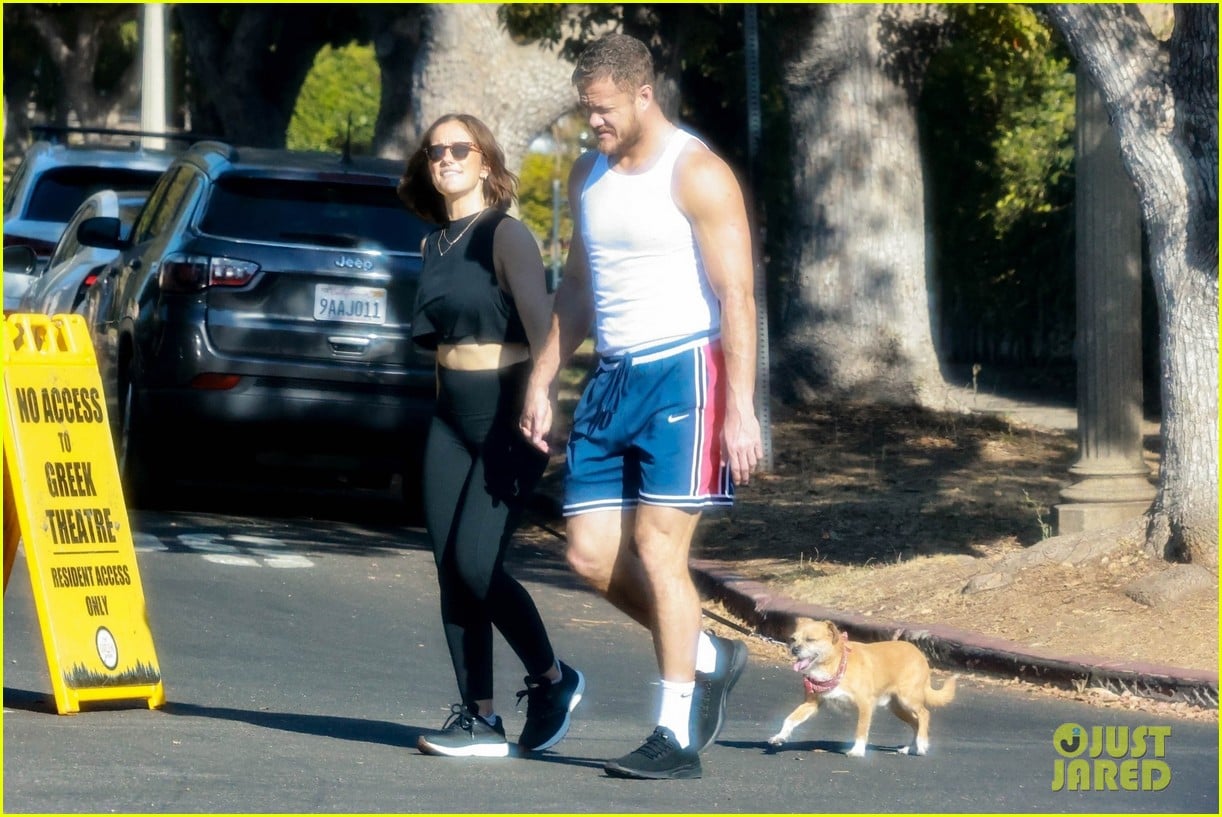 Dan Reynolds Spotted Spending Quality Time with Girlfriend Minka Kelly ...
