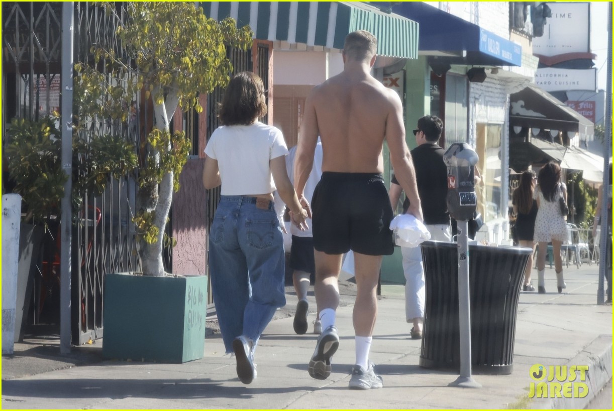 Dan Reynolds Goes Shirtless During Afternoon Outing with Girlfriend ...
