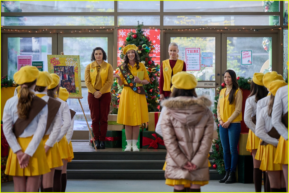 'Scouting for Christmas' Cast - Hallmark Channel Original Movie First ...