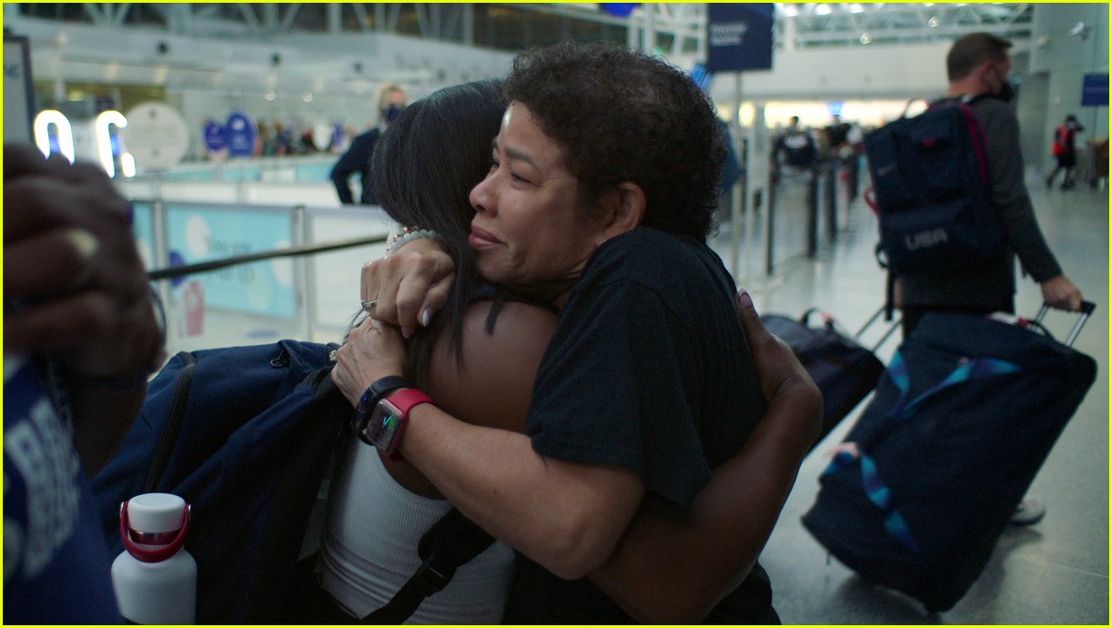 'Simone Biles Rising Part 2' Netflix Trailer Follows the Gymnast to ...