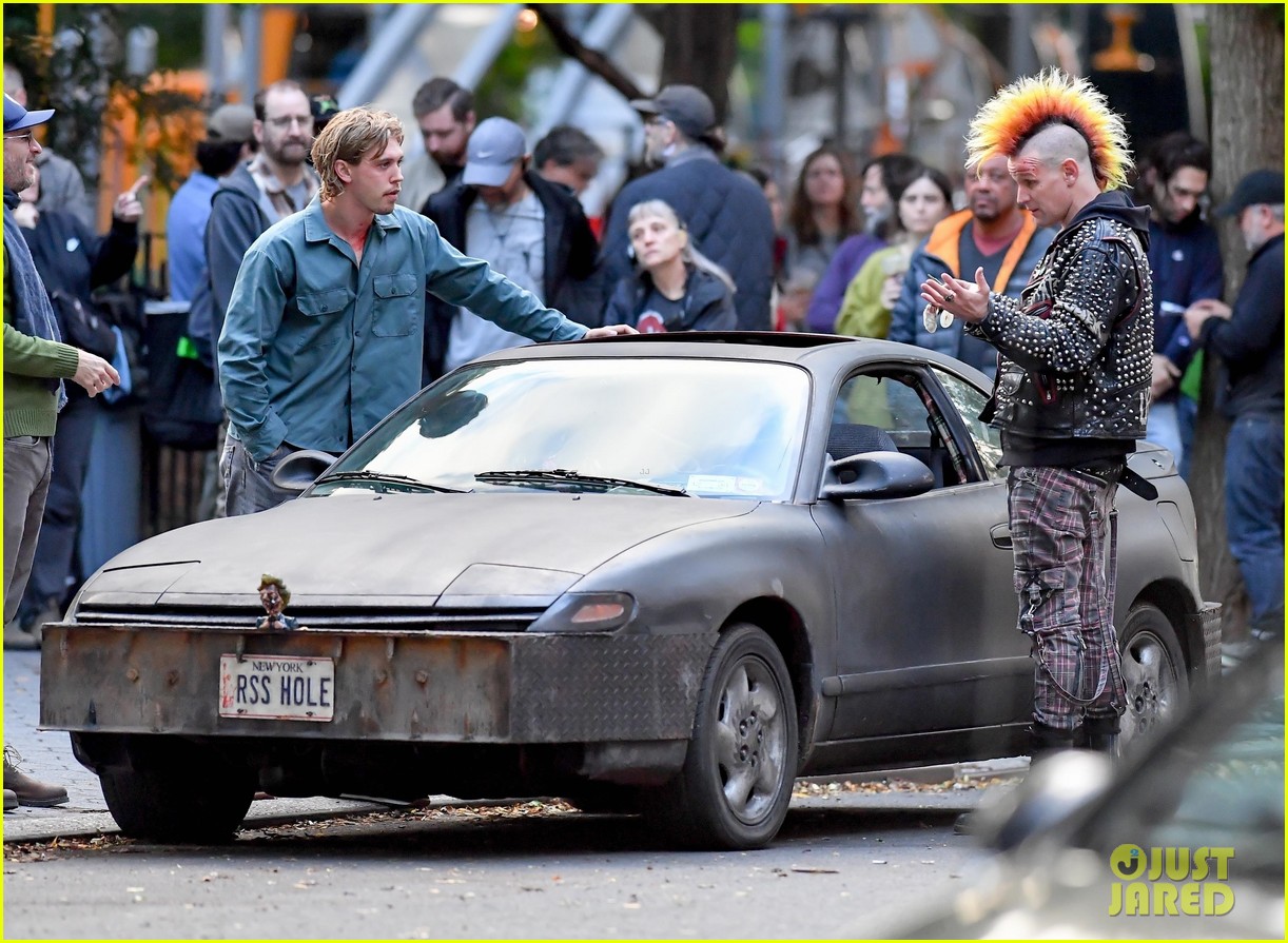 Matt Smith Goes Full Punk Rock with Multicolor Mohawk for 'Caught ...