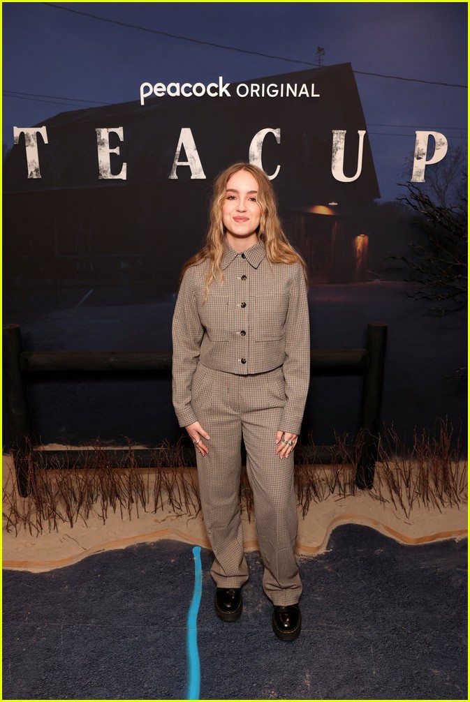 'Grey's' Actor Scott Speedman Promotes New Horror TV Show 'Teacup' at L ...