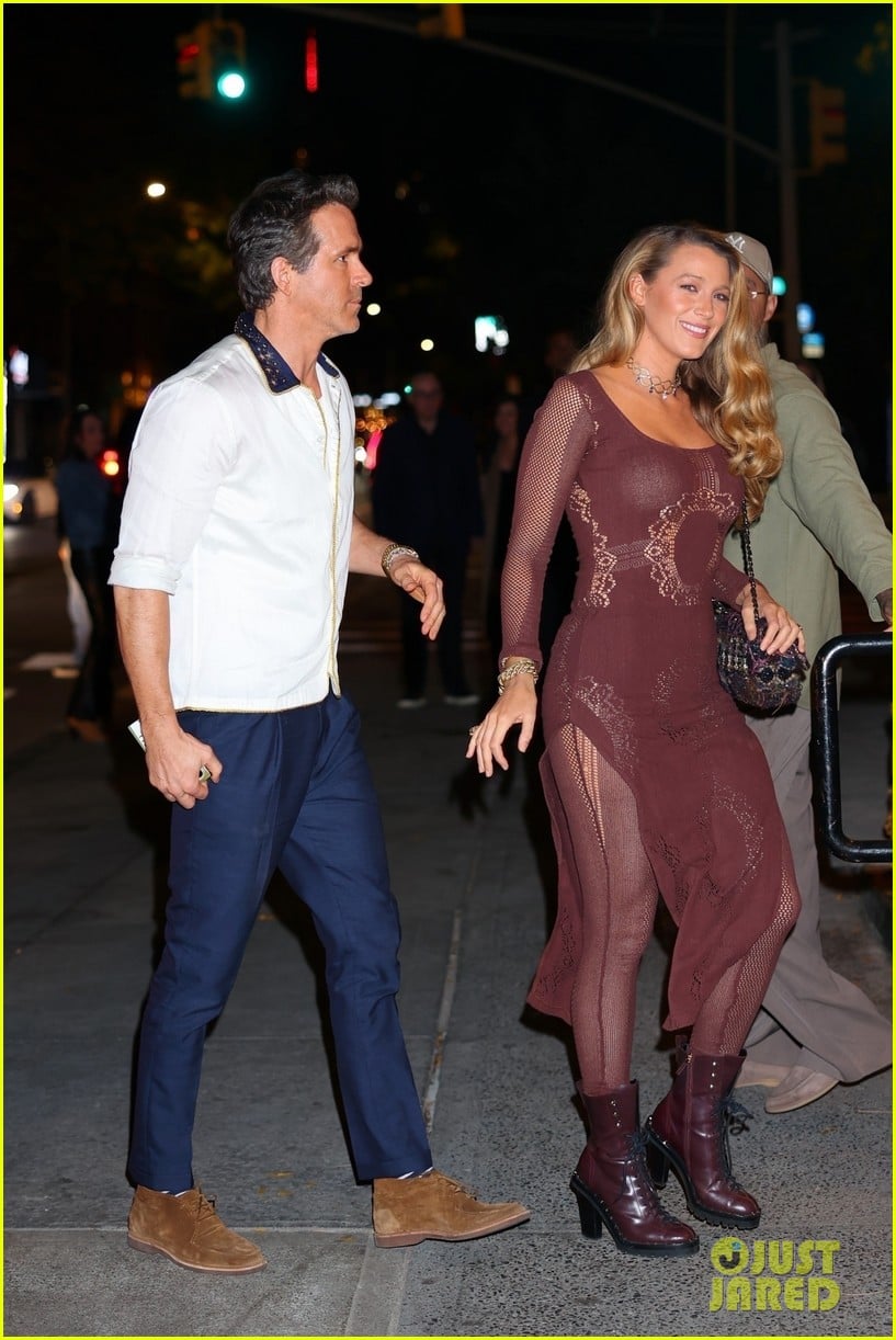 Taylor Swift & Travis Kelce Go On Double Date With Blake Lively & Ryan ...