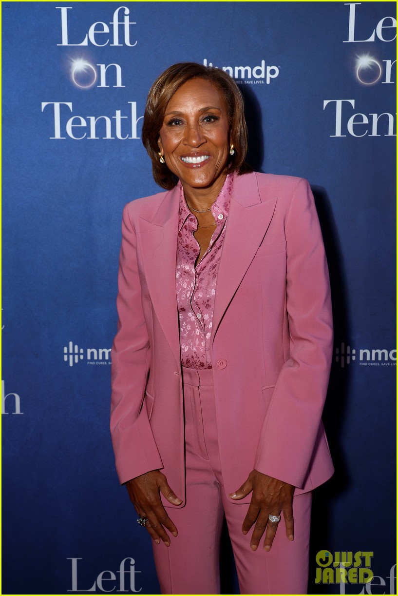 Peter Gallagher Gets Daughter Kathryn's Support at Opening Night of New ...