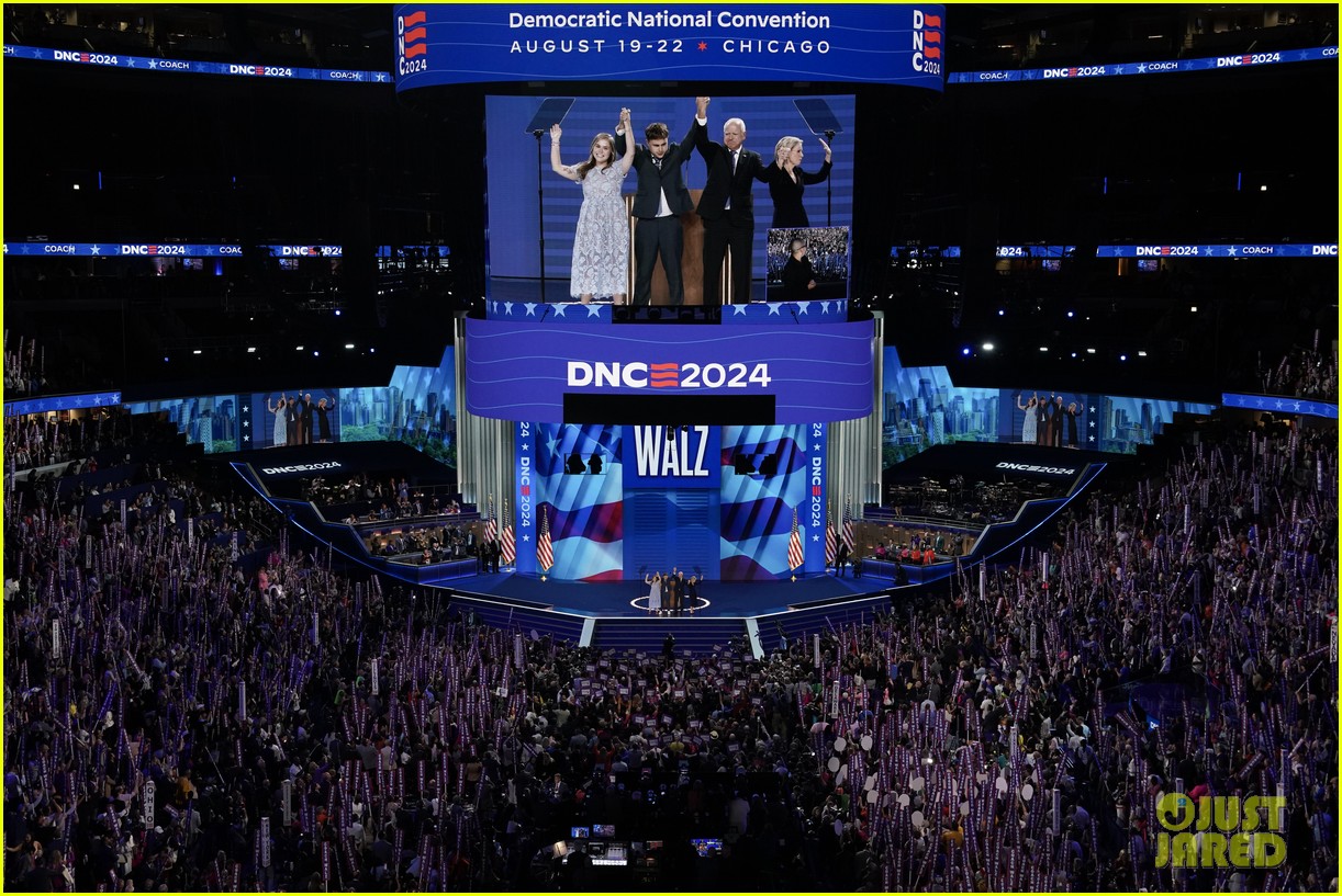 Who Are Tim Walz's Kids? Meet Hope & Gus Walz (Pictures & Info): Photo ...