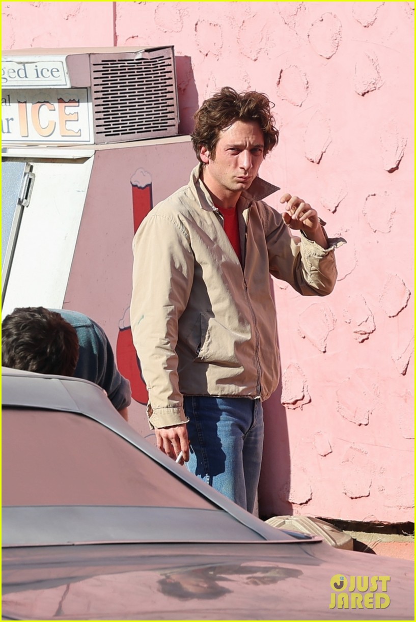 Jeremy Allen White Films Bruce Springsteen Biopic with Harrison ...