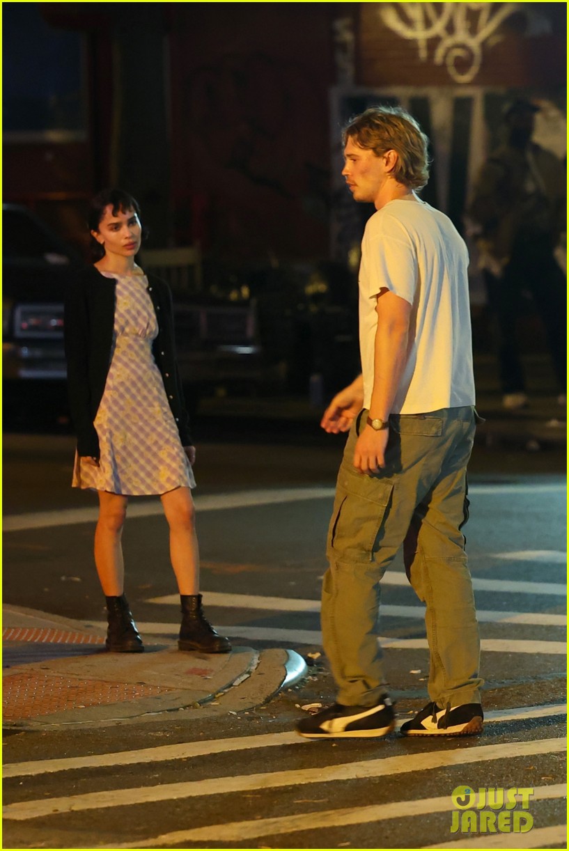 Austin Butler & Zoe Kravitz Film Late-Night Scenes for New Movie ...