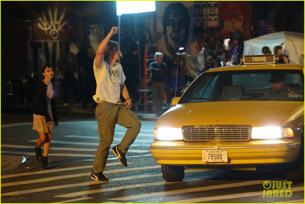 Austin Butler & Zoe Kravitz Film Late-Night Scenes for New Movie ...