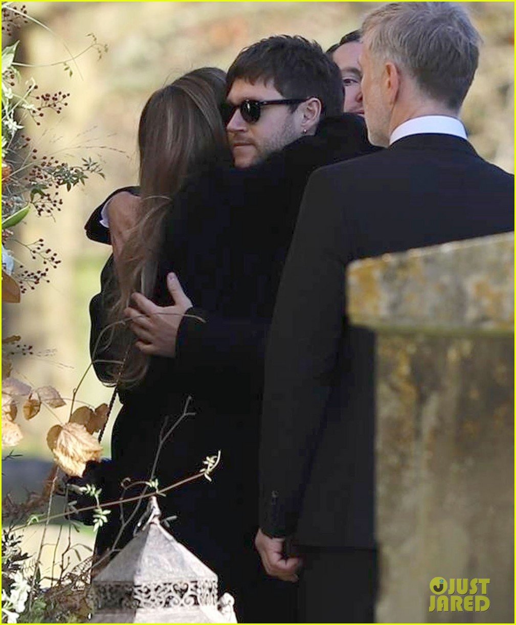 Liam Payne's Funeral Attended By One Direction Bandmates Harry Styles ...