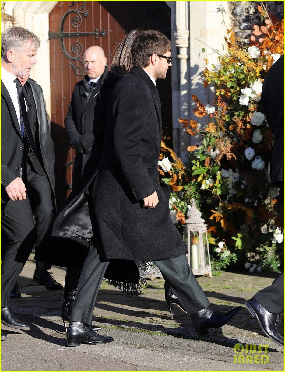 Liam Payne's Funeral Attended By One Direction Bandmates Harry Styles ...