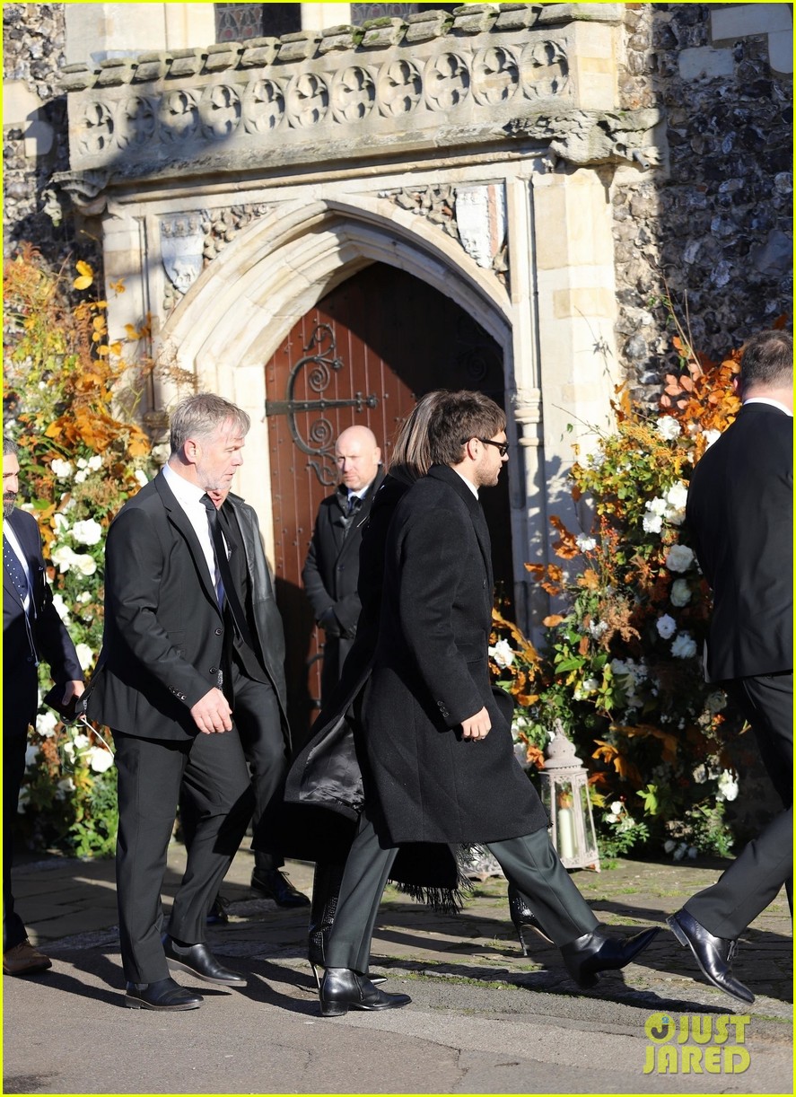 Liam Payne's Funeral Attended By One Direction Bandmates Harry Styles ...