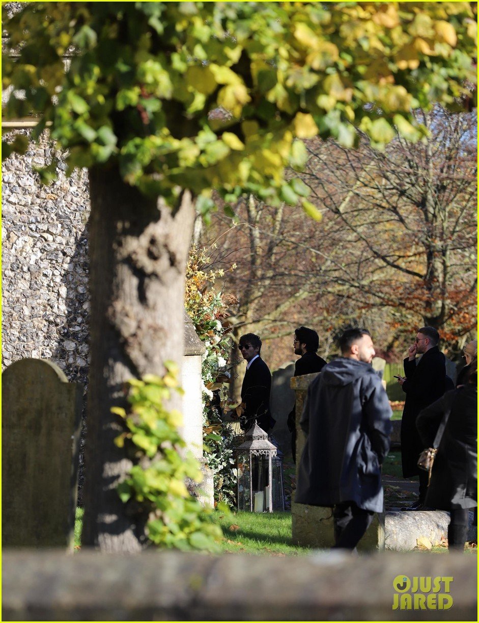 Liam Payne's Funeral Attended By One Direction Bandmates Harry Styles ...