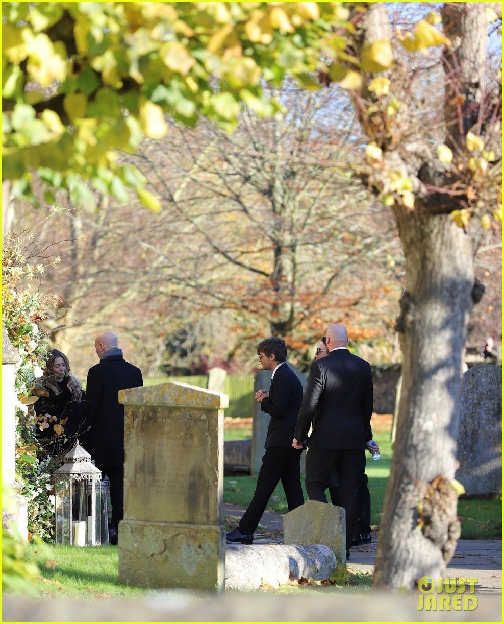 Liam Payne's Funeral Attended By One Direction Bandmates Harry Styles ...