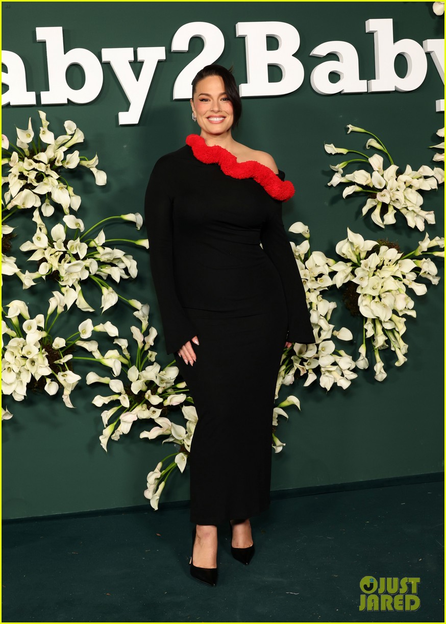 Baby2Baby Gala 2024 - See Photos of Every Star in Attendance!: Photo ...